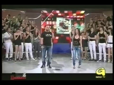 ANGELO PELUSO e ANGELA DI COSIMO : medley anni '80 - YouTube