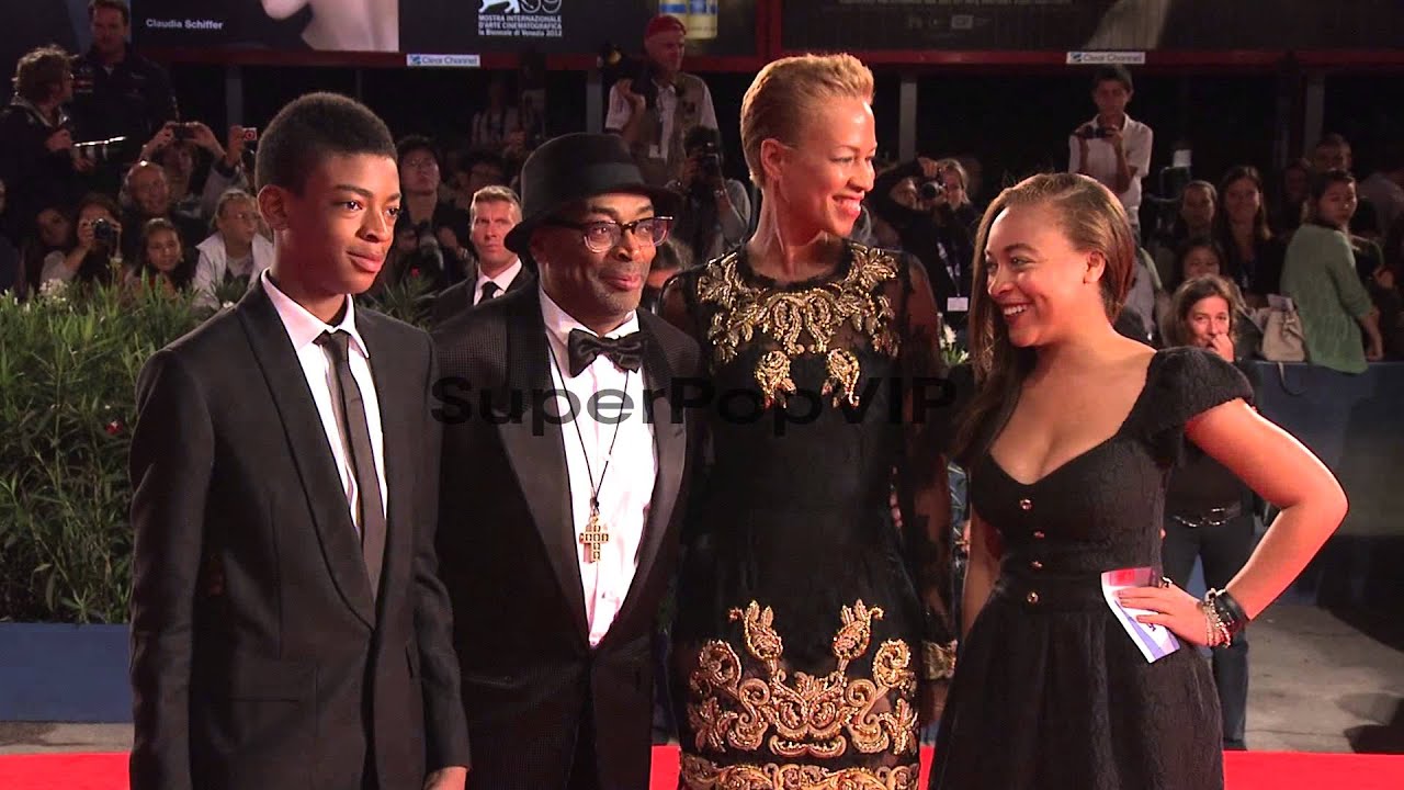 Jackson Lee, Spike Lee, Tonya Lewis Lee, Satchel Lee at B... - YouTube