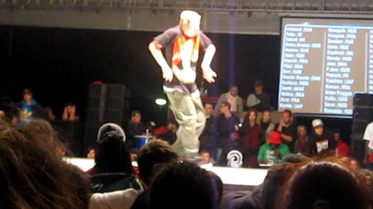 Preselection - hip hop males @SDK 2011 - YouTube