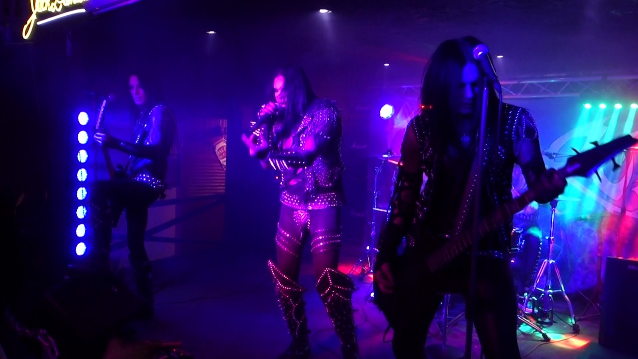 ToxicRose live, Pub Anchor 2017 03 15, World Of Confusion - YouTube