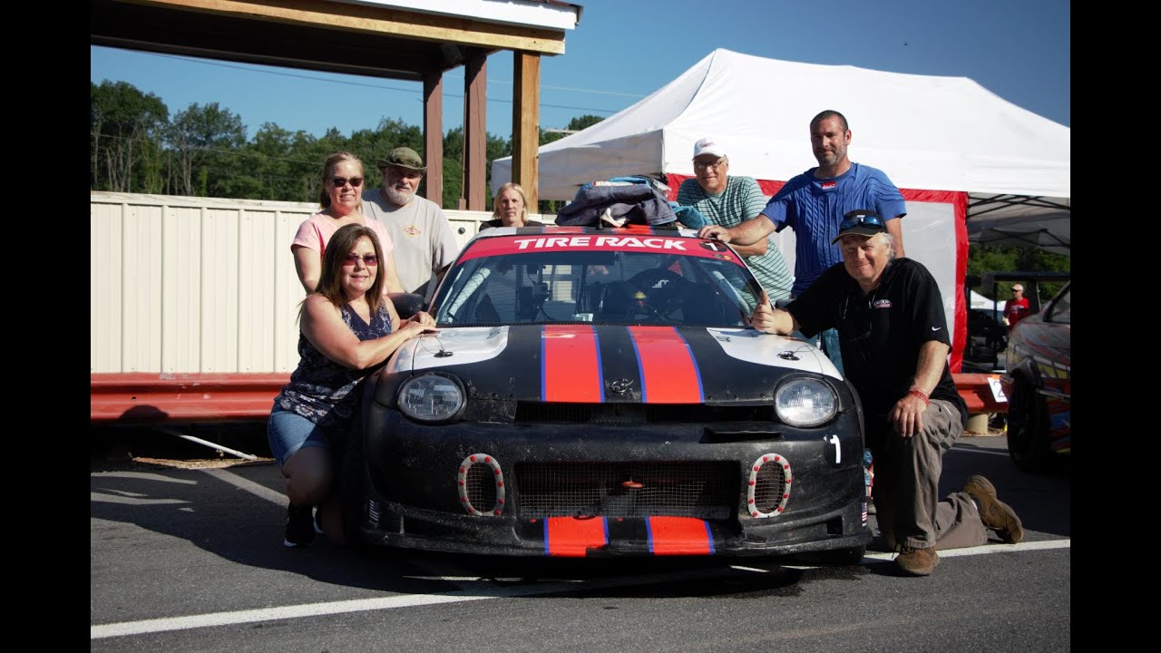 Rooster Racing - Sunday 8 HR - AER at Virginia International Racew ...