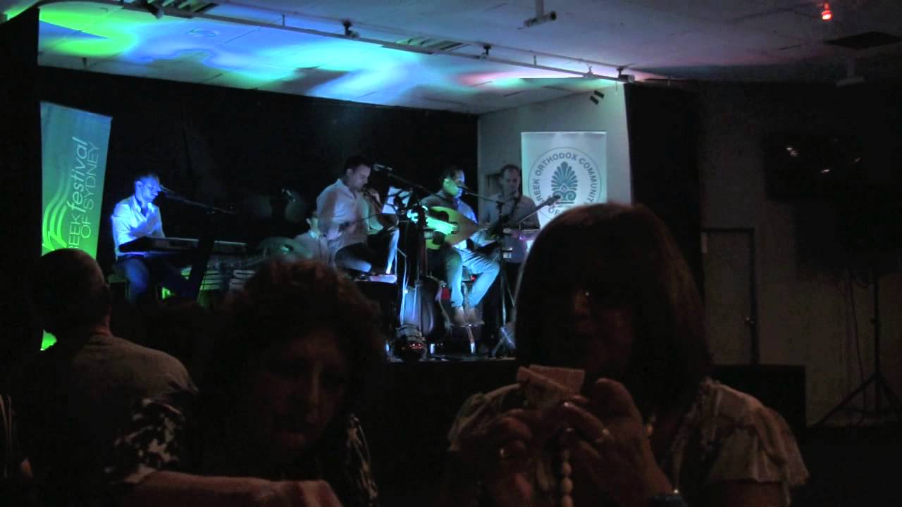 Τη μάνα μου την αγαπώ - Ti mana mou tin agapo - YouTube