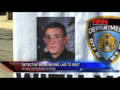 Detective Brian Moore Laid To Rest: 30,000 Officers Attend - YouTube