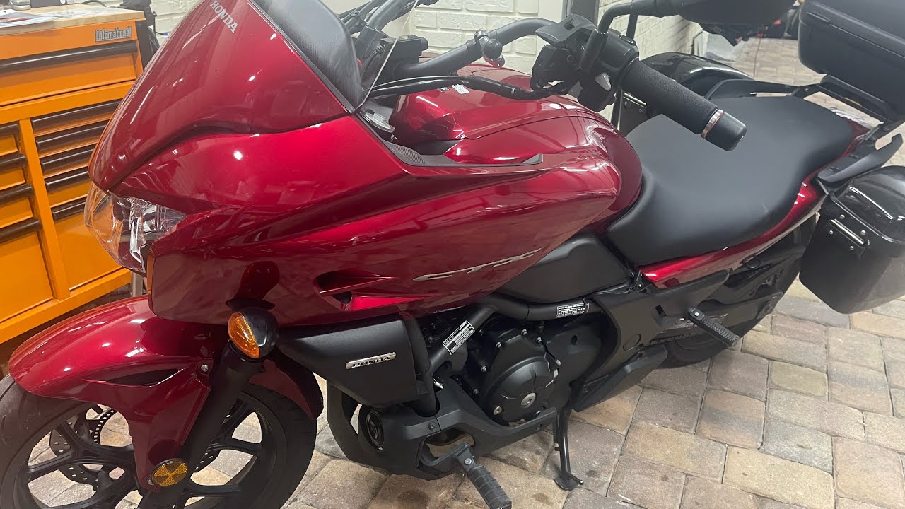 Honda Ctx 700 Dct - YouTube