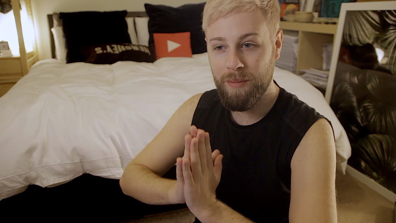 I'M A FITNESS VLOGGER NOW?!? (clickbait) - YouTube