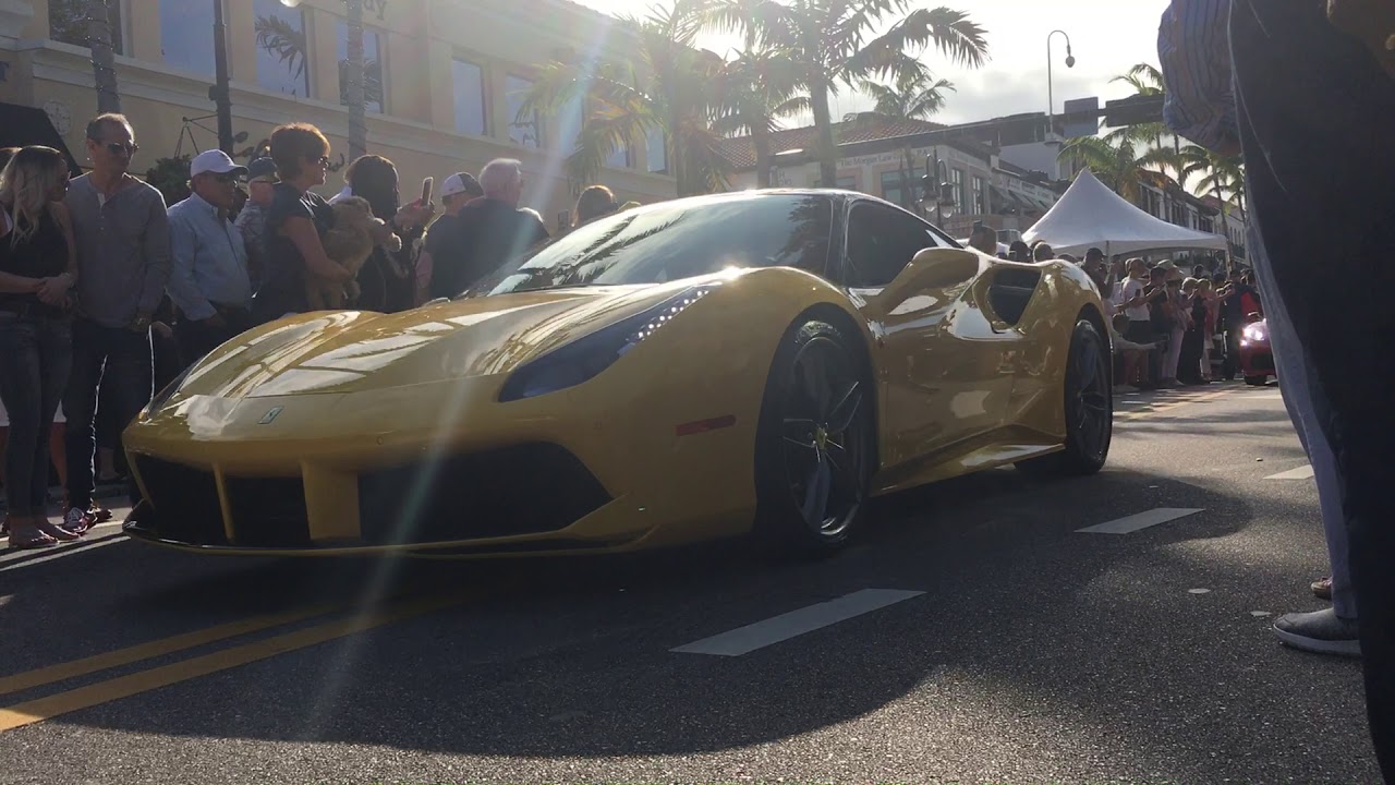 Cars on 5th naples Florida 2020 - YouTube
