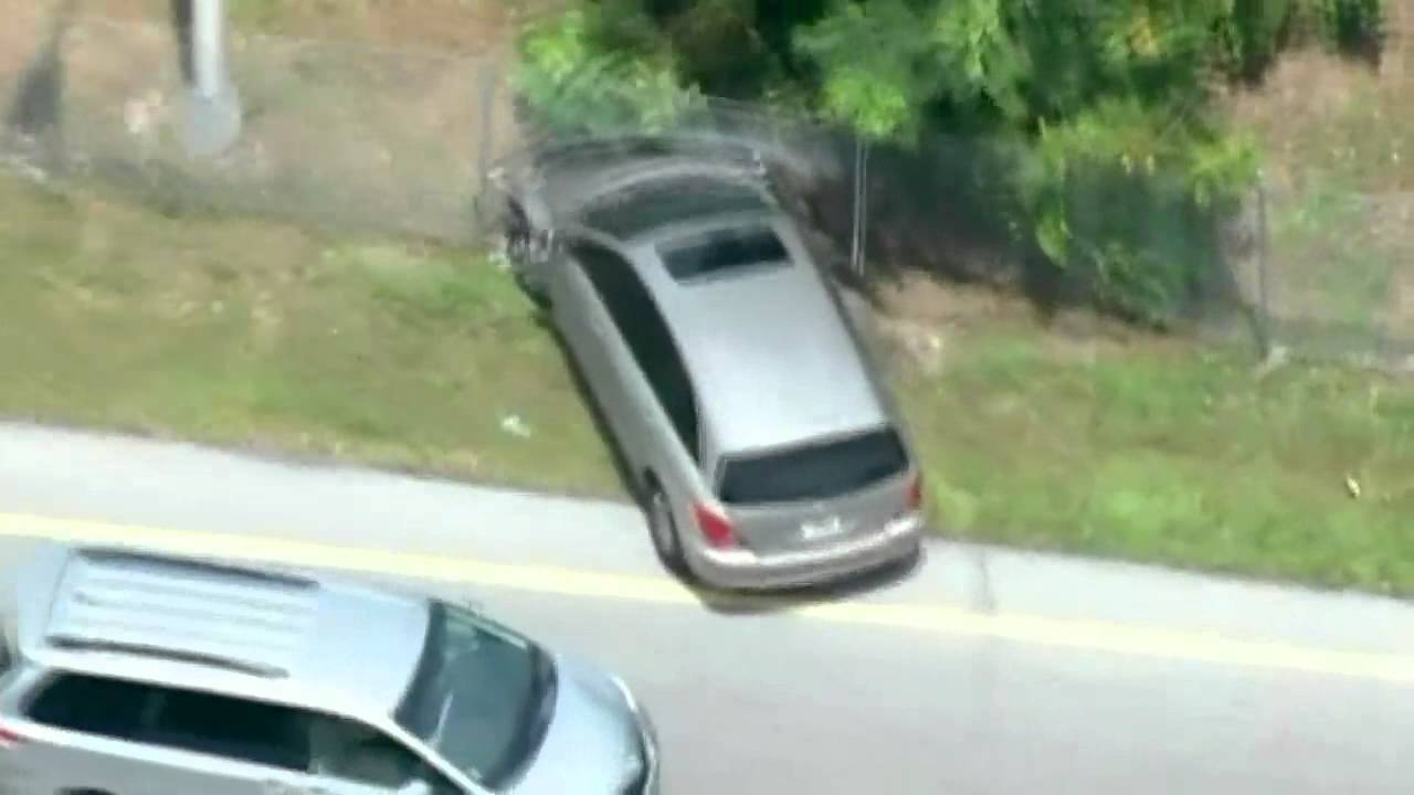 High-speed car chase in Miami ends with police firing shots - YouTube