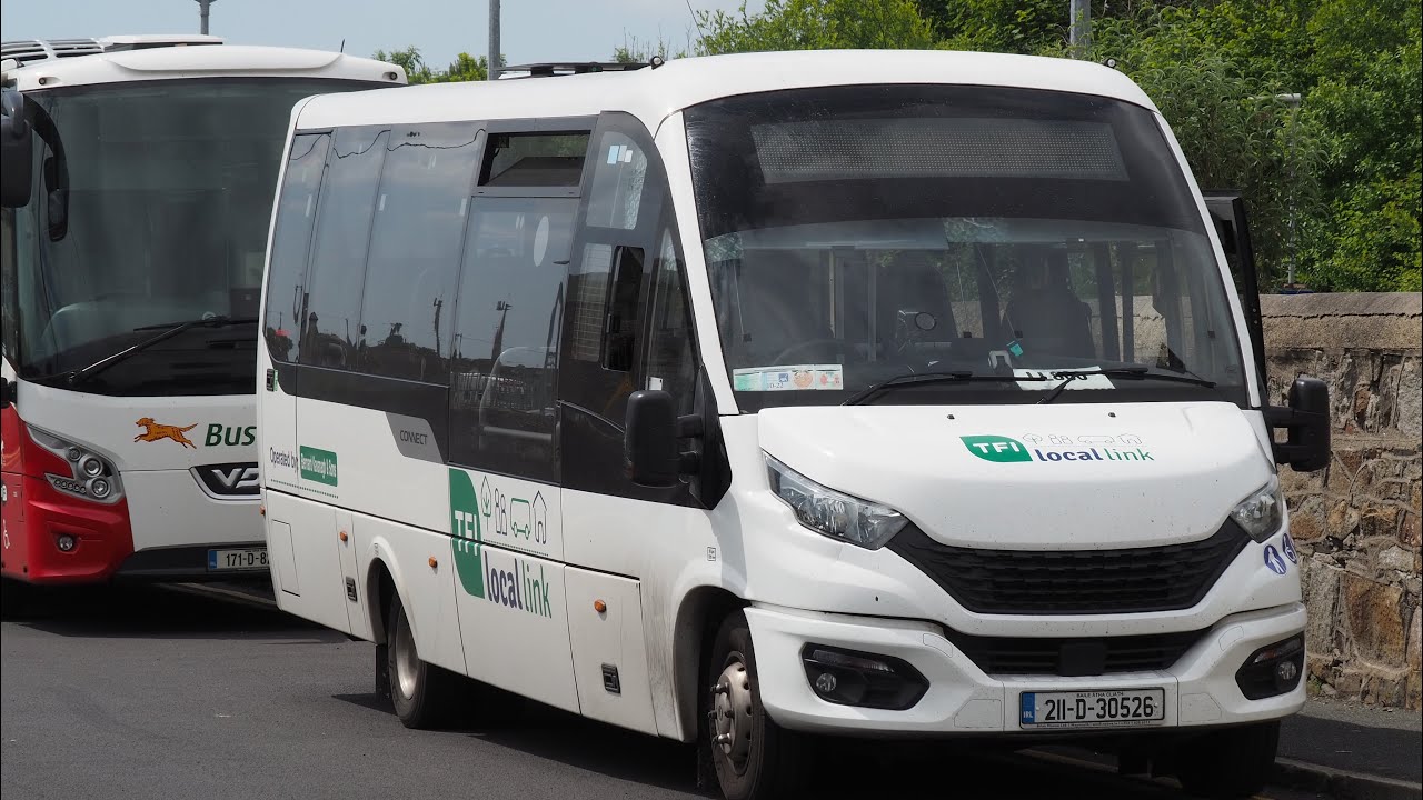 TFI Local Link Turas Minivan @ Arklow train station doing the 800 to ...