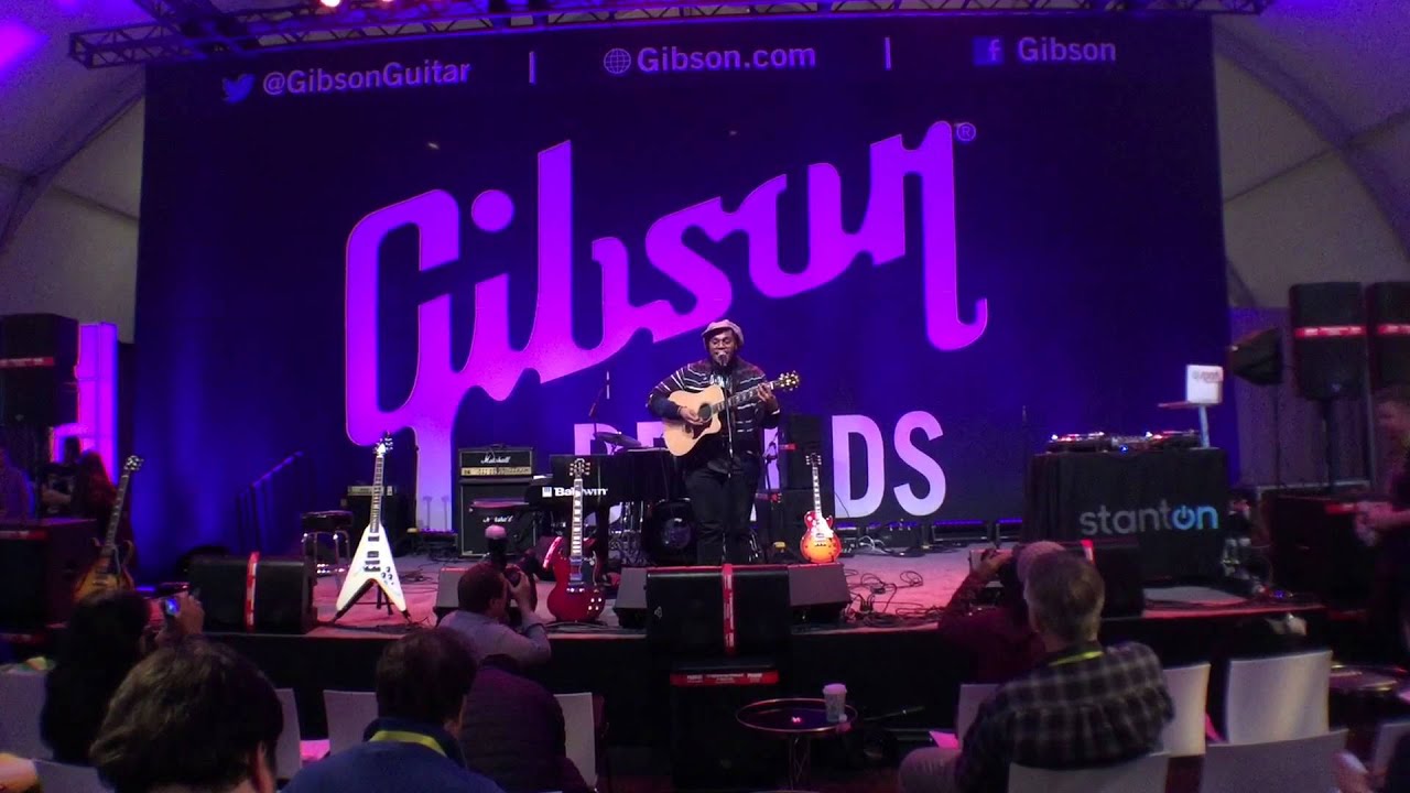 [CES 2015] GIbson booth event - YouTube