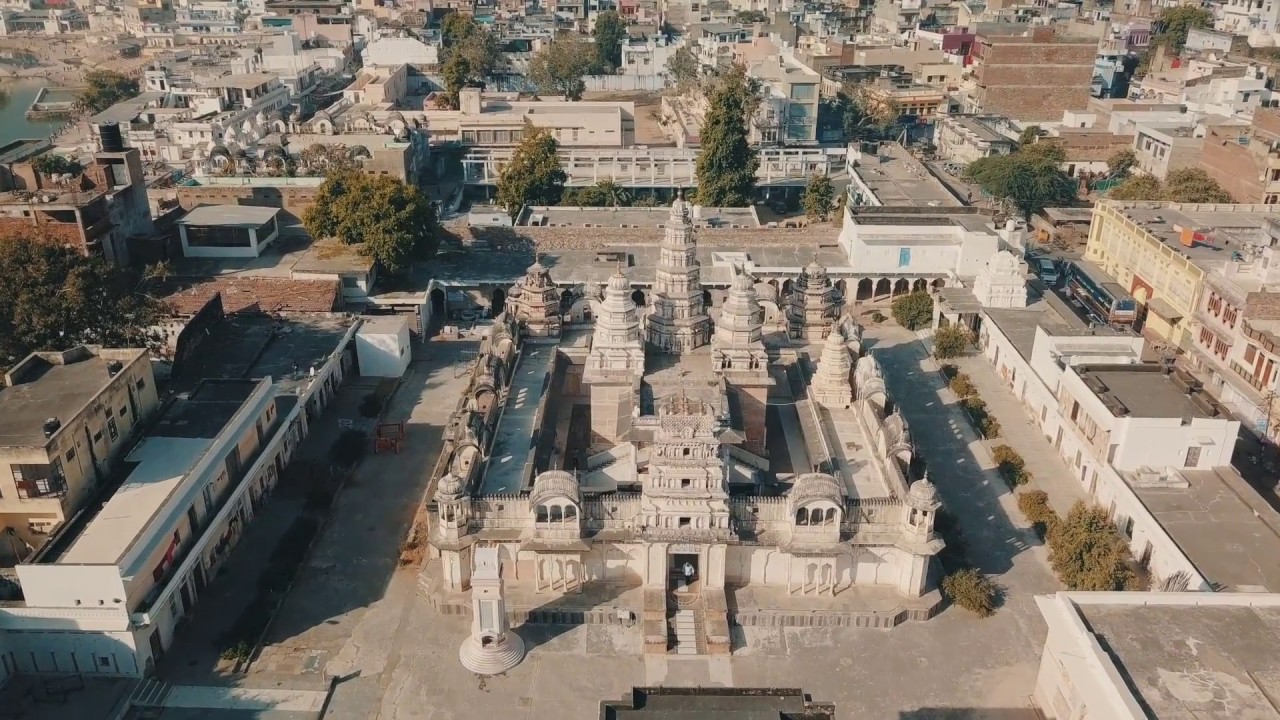 Old Rangji Temple, Pushkar - YouTube