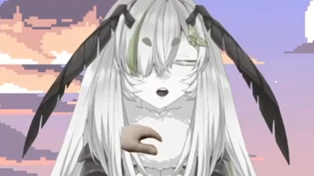 Moth mama Allows you to touch her Floof... - YouTube