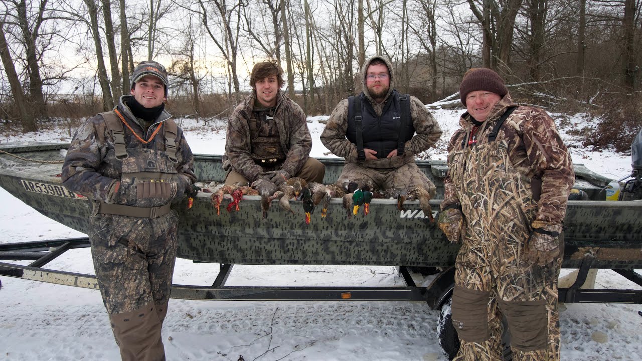 Duck Hunting the St. Francis River...DURING BLIZZARD!!! - YouTube
