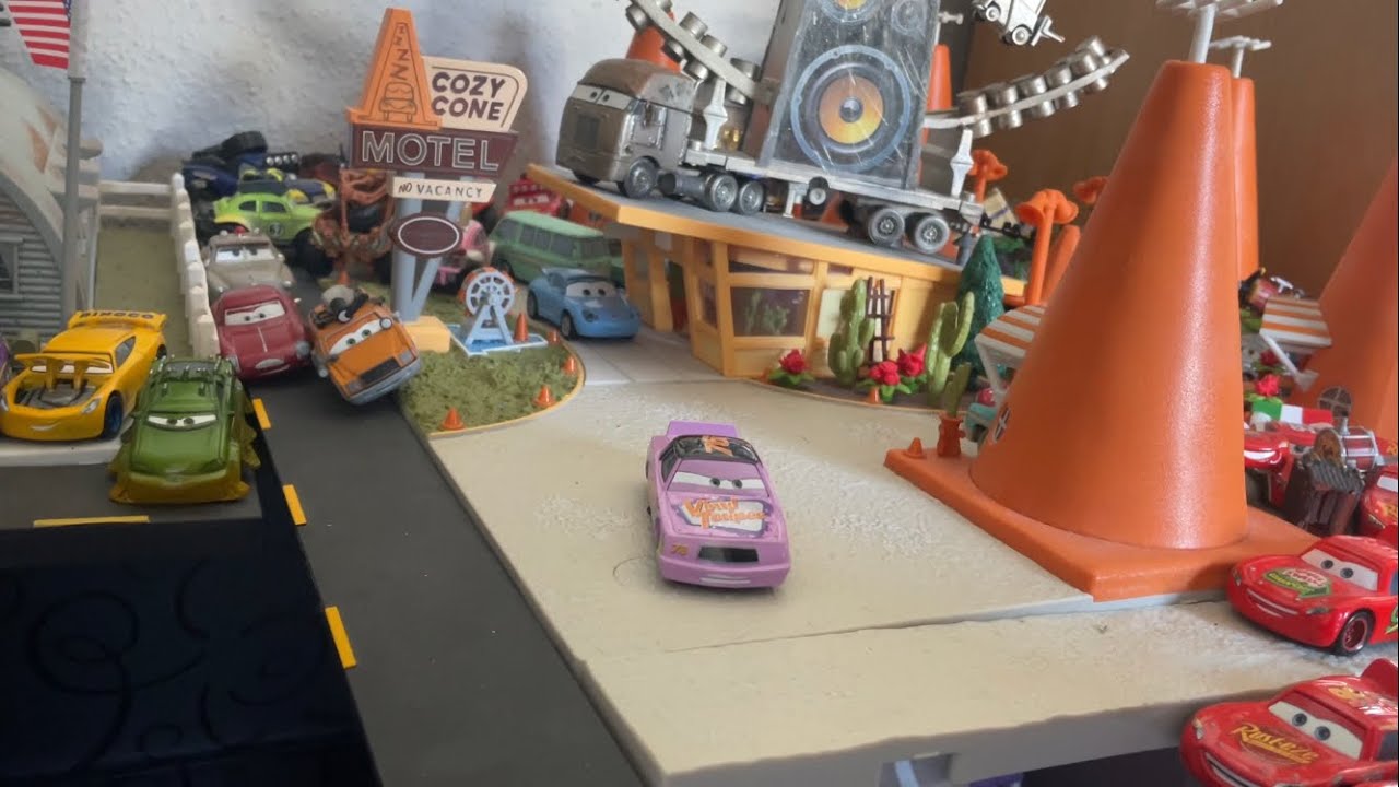 Disney Cars Mattel Crusty Rotor - YouTube