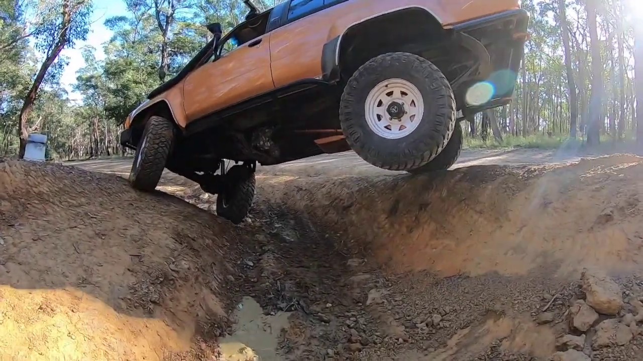 Toyota 4runner build gen 1 part 6 Arb air locker Terrain Tamer Transfer ...