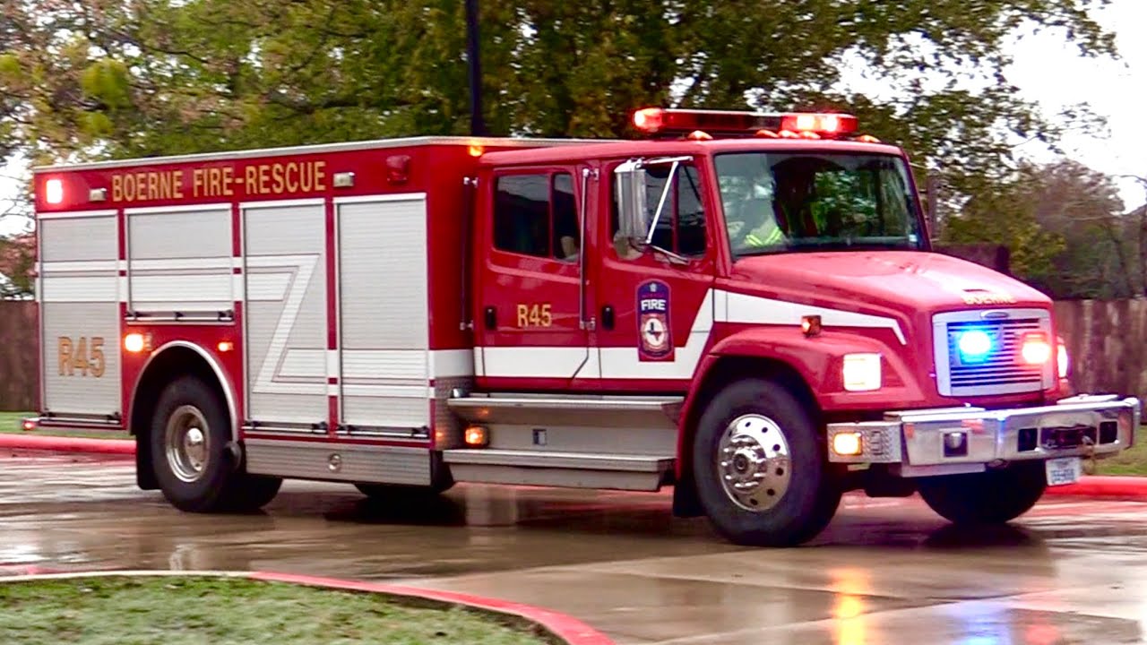 Boerne Fire Department Engine 40 & Rescue 45 Responding Code 3 - YouTube