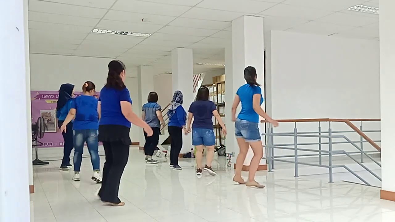 Do Si Do Line Dance Choreo: Rick Dominguez (USA) - May 2020 - YouTube