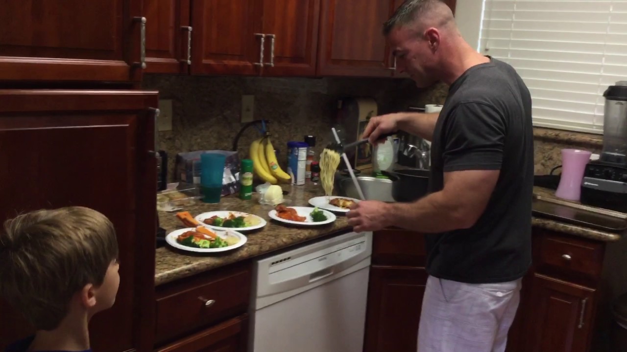 Part 2.5 Jonathan Farhat audition tape for the Worst Cooks in America ...