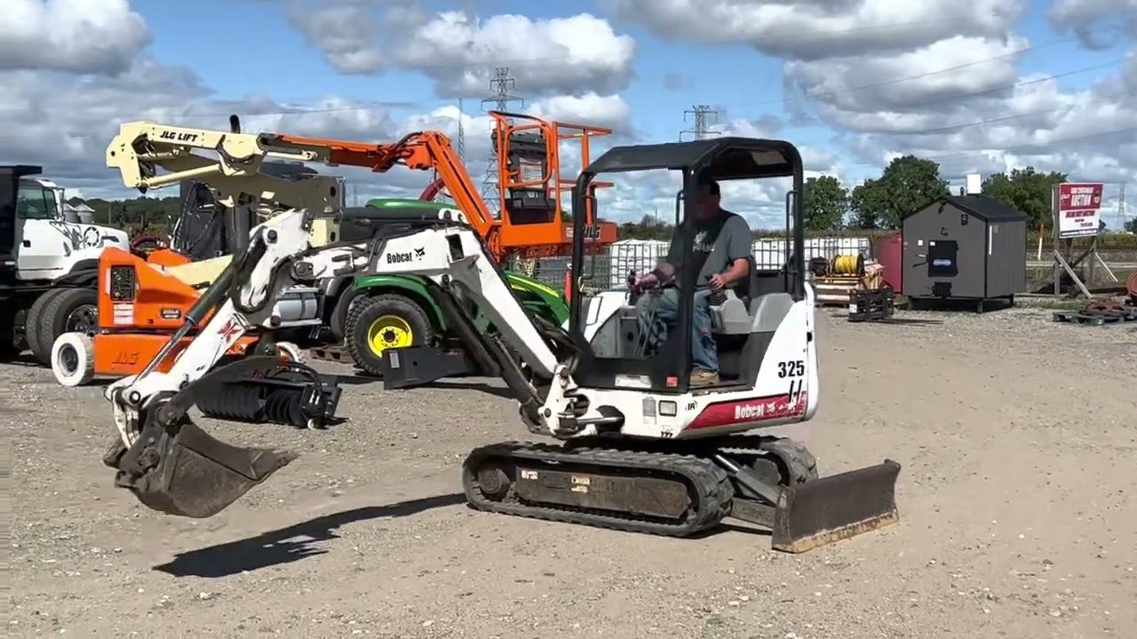 2003 Bobcat 325 Mini Excavator - YouTube