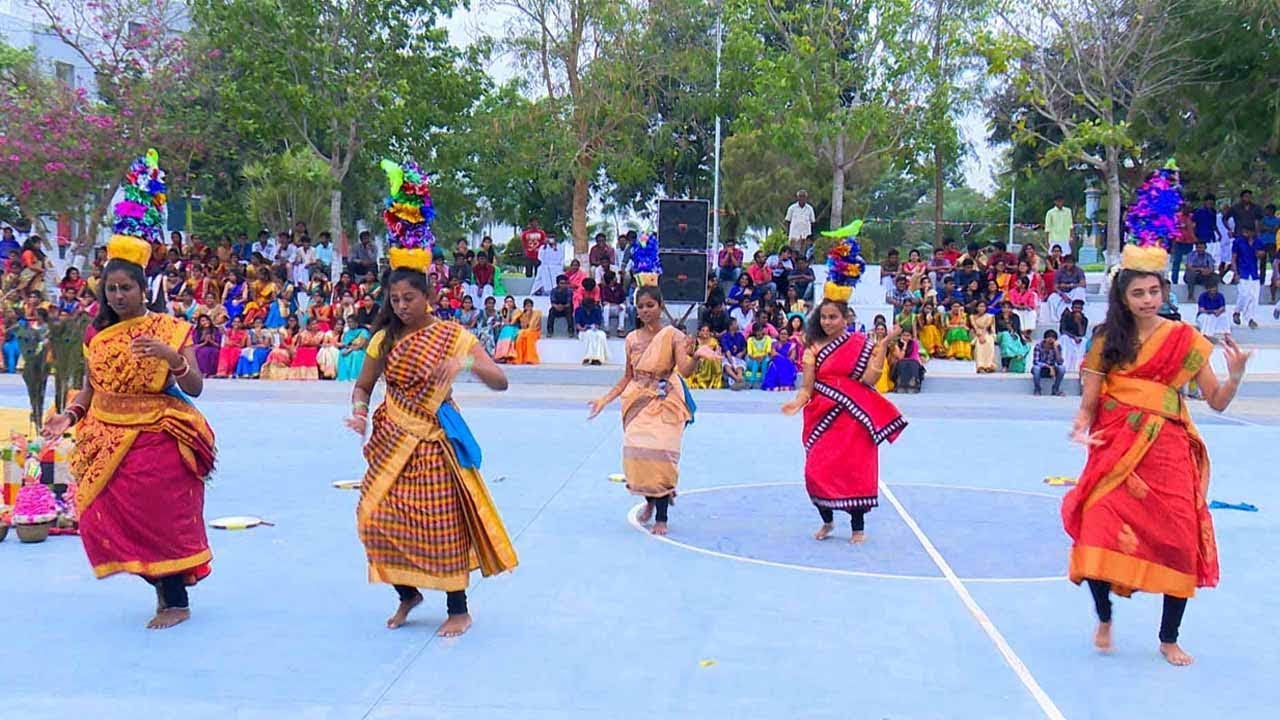 karakattam village | kuravan kurathi dance 2019 .. - YouTube