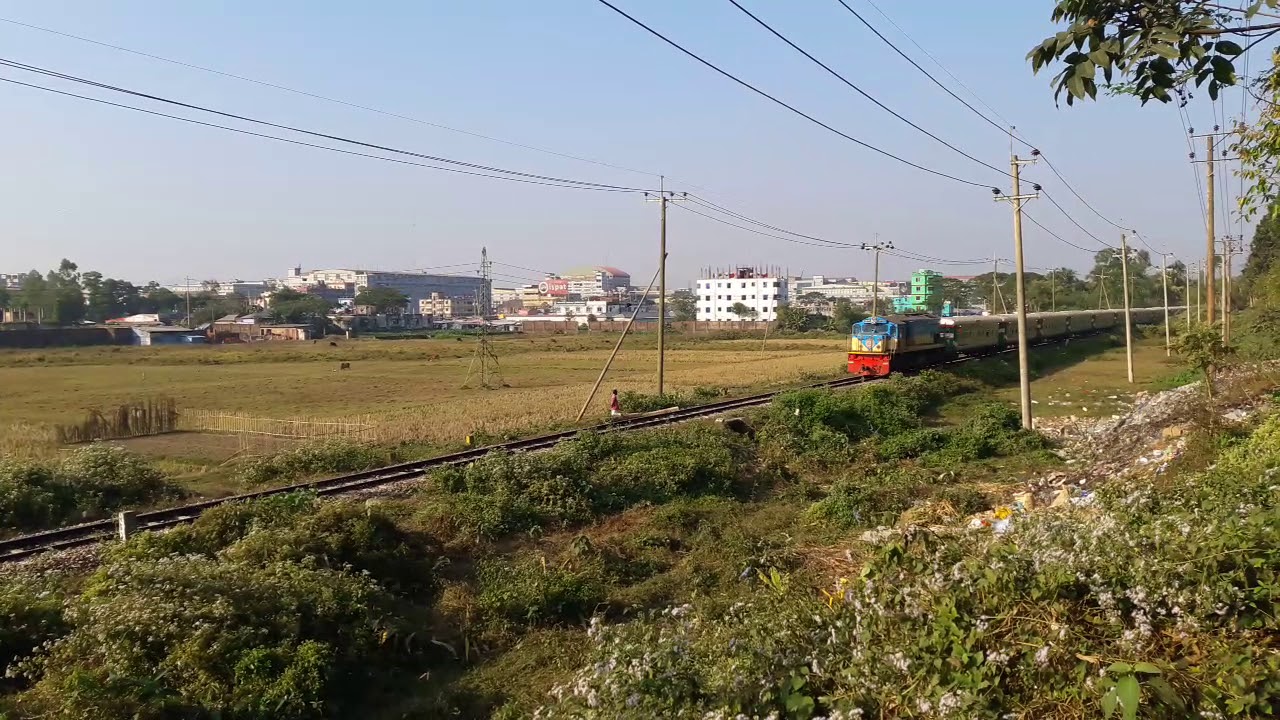 Joyentika express entering shahjibazar with PT INKA - YouTube