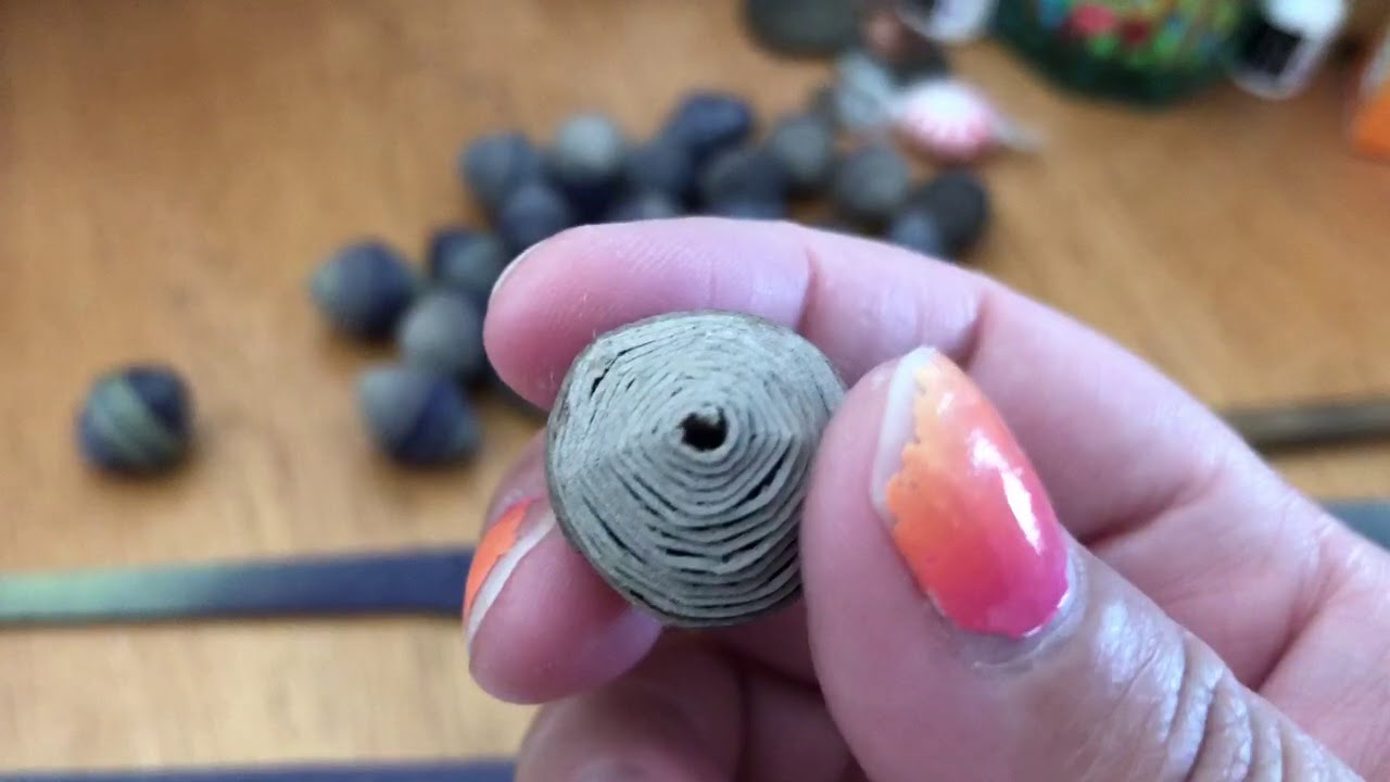 Painted paper beads - YouTube