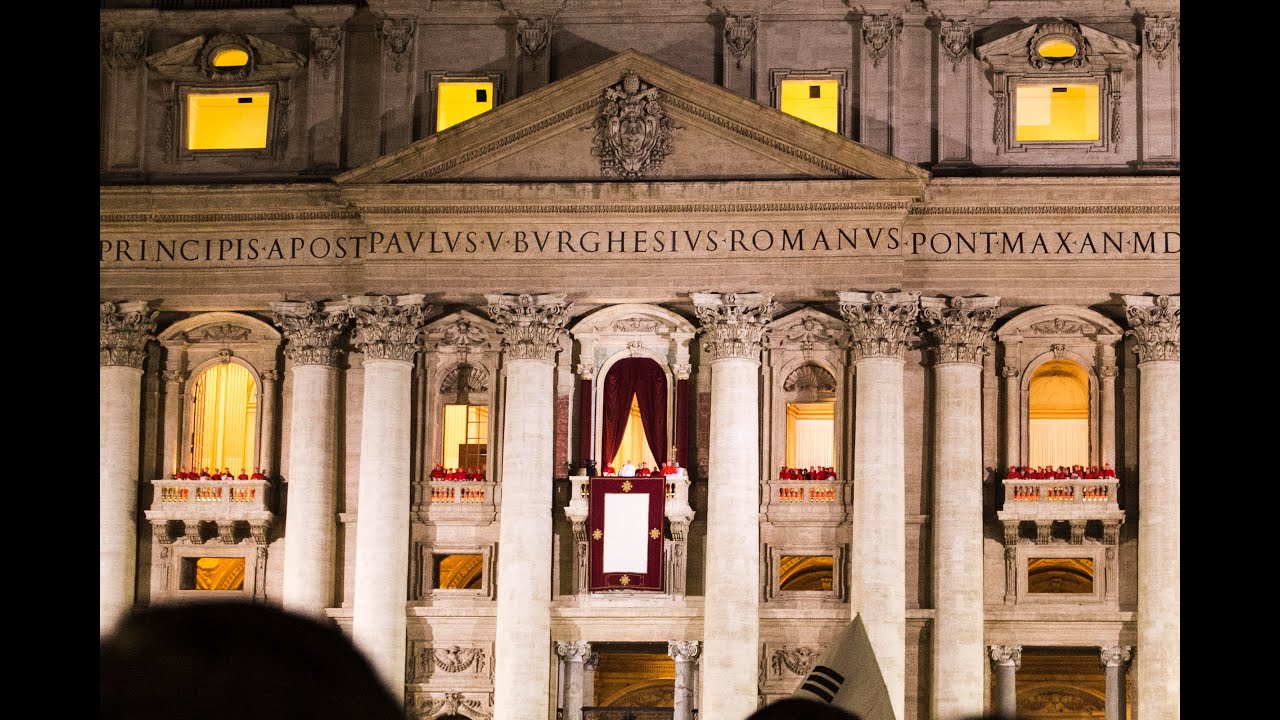 Pope Francis addresses the world for first time from St. Peter's Square ...