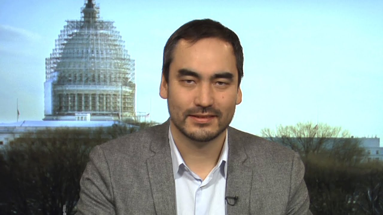 "A Historic Decision": Tim Wu, Father of Net Neutrality, Praises FCC ...
