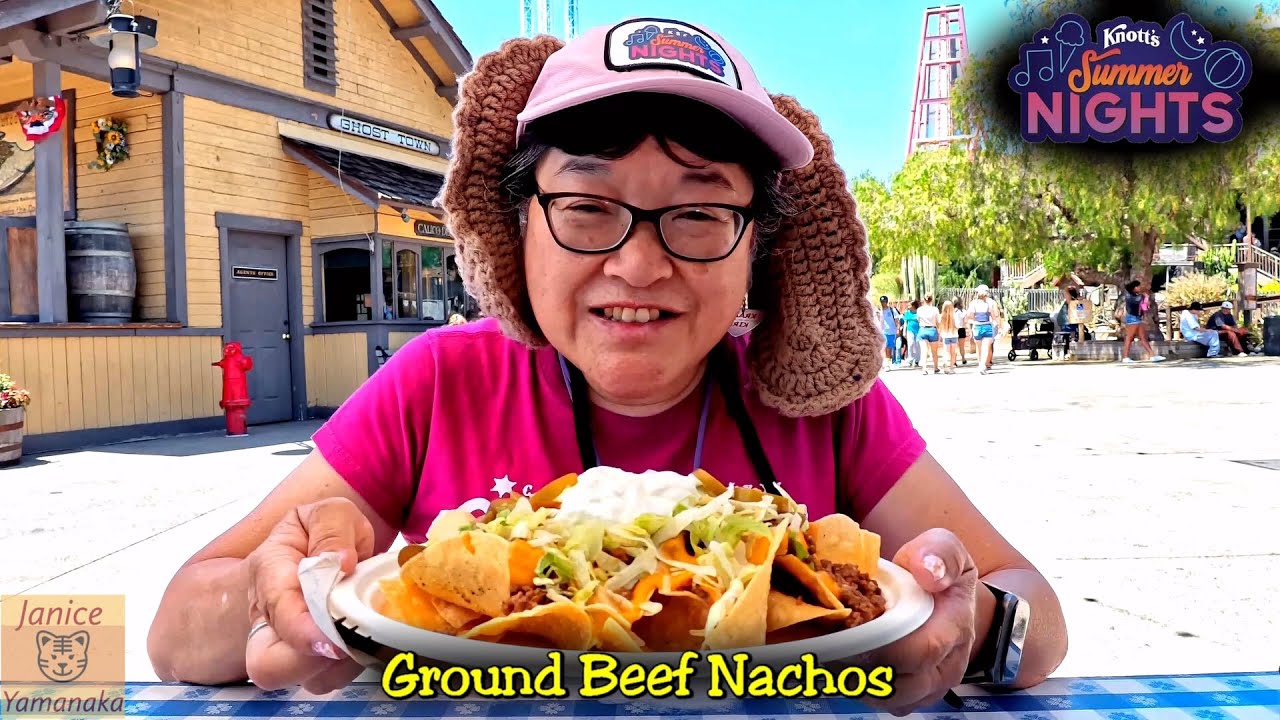 2024 Ghost Town Alive! / Knott's Summer Nights: Ground Beef Nachos at Mission Row Booth - YouTube