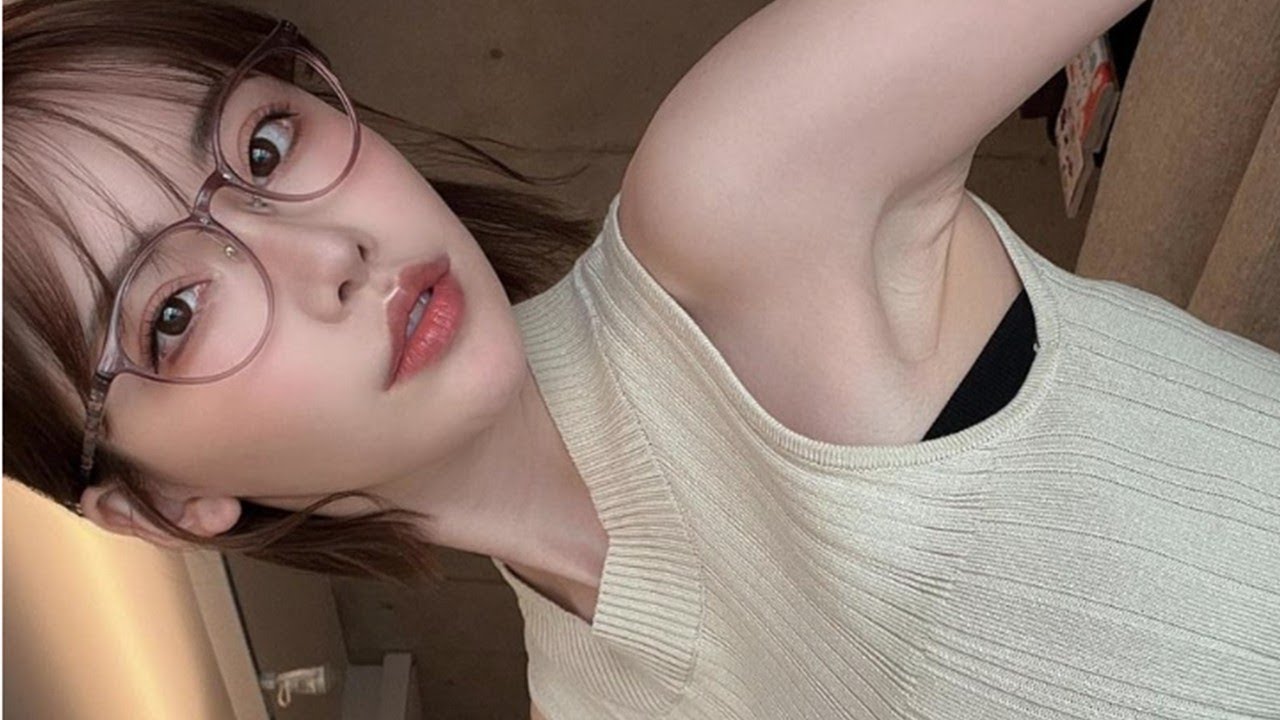 【Eimi Fukada】Eimi's story about her first porn shoot - YouTube