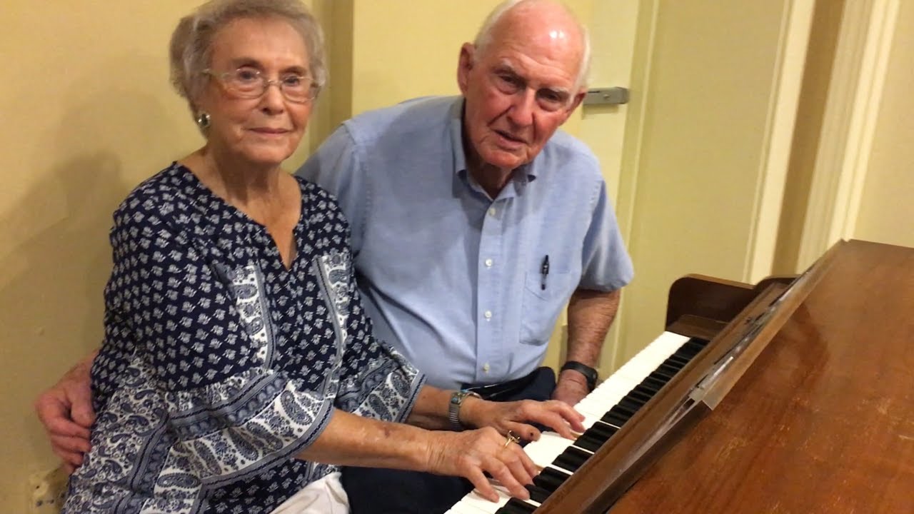 Ed and Mudd Phillips | Ministering Through Music - YouTube