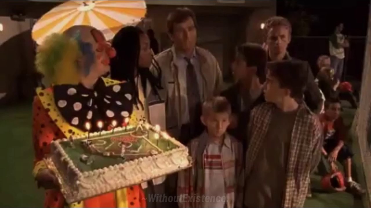 Arctic Monkeys - Fluorescent Adolescent (Malcom In The Middle ...