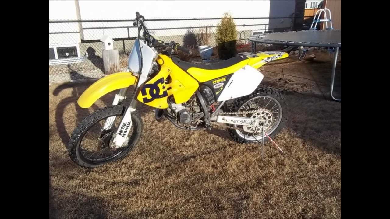 Travis Pastrana's 1999 Suzuki RM 125 compared with mine - YouTube