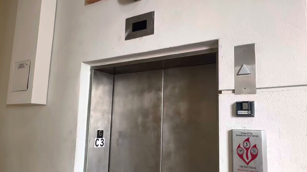 Schindler Hydraulic Elevator Near RH Outlet @ The Shops At Sunset Place ...