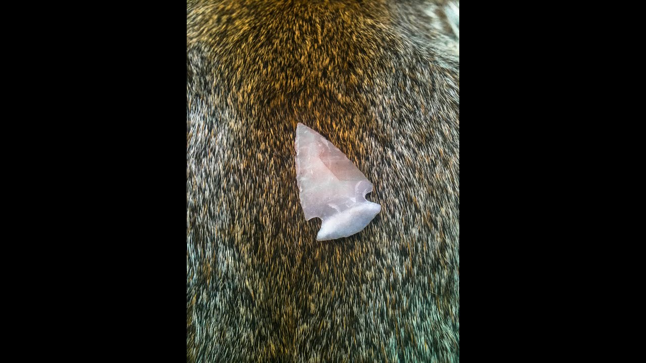 Flintknapping an Arrowhead in the Forest - YouTube