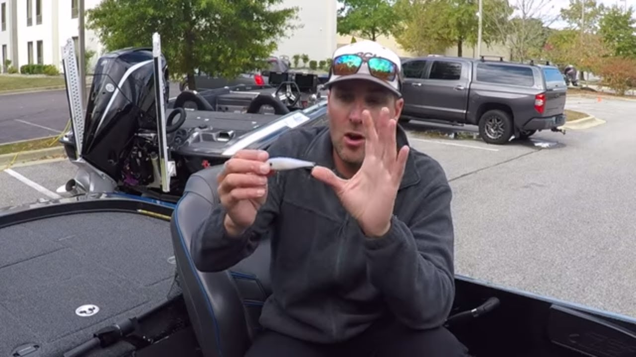 When to use EWG (Triple Grips) over Round Bend Treble Hooks - YouTube
