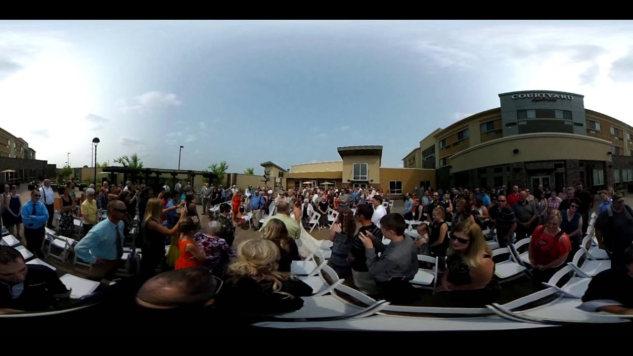 360 Video of Elise Wolf now Volz entering her Ceremony - YouTube