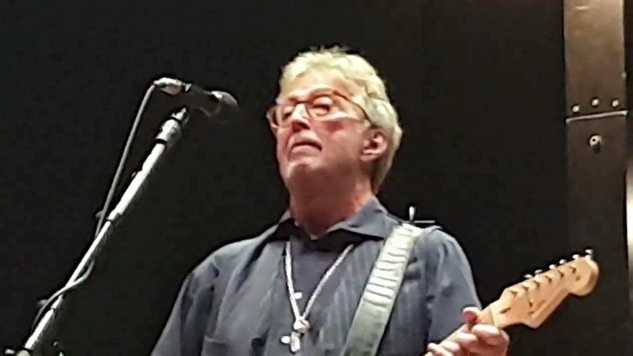 River of Tears - Eric Clapton - Live - Milano - Oct.12, 2022 - YouTube