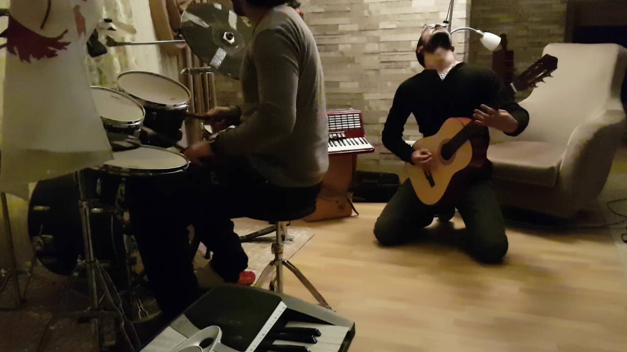 Mayhem - Freezing Moon (unplugged) - YouTube