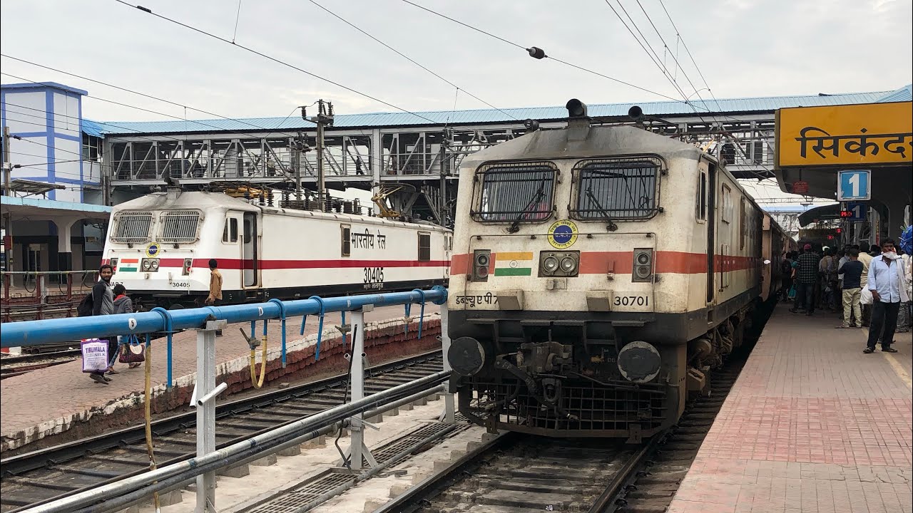 GODAVARI SC EXPRESS || 12728 || HYDERABAD-VISAKHAPATNAM || LGD WAP-7 ...