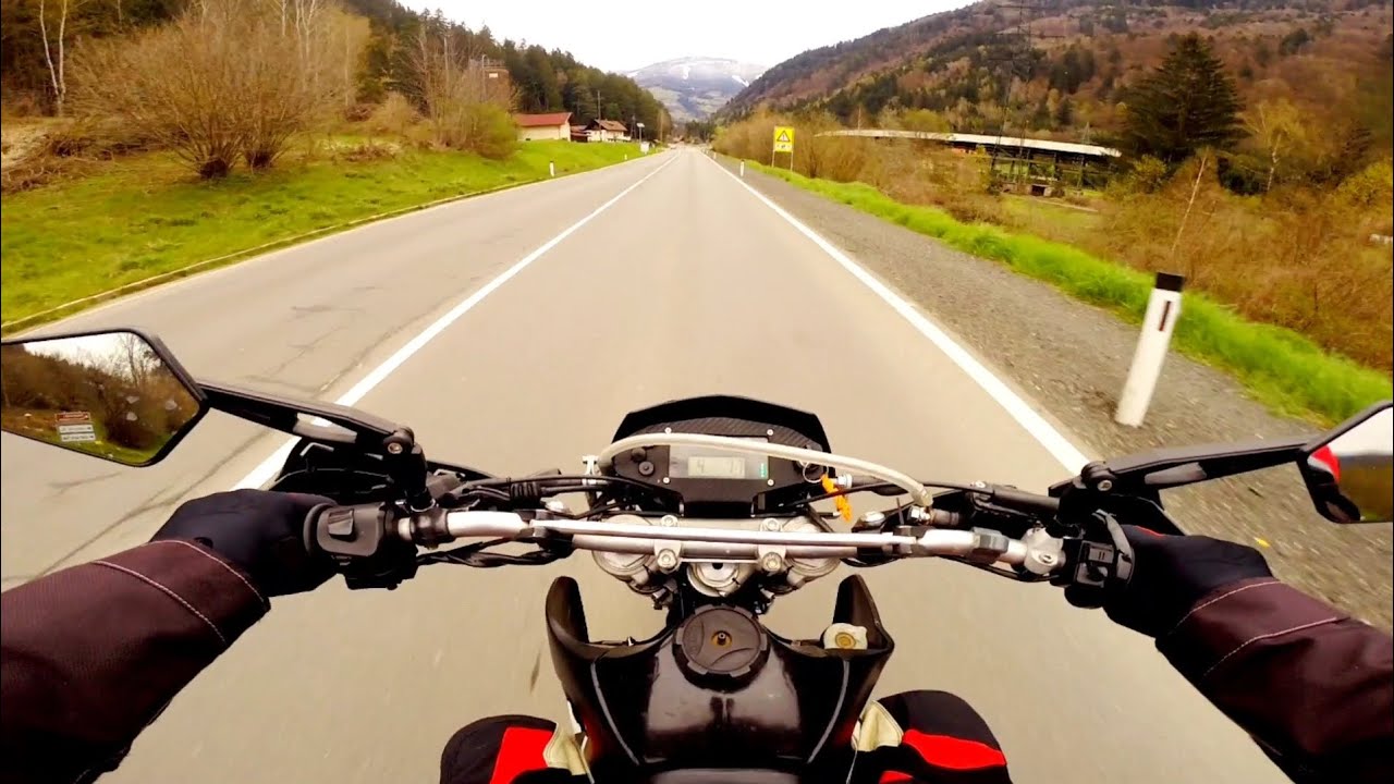 KTM LC4 400 Selfmade Quickshifter Testride - YouTube