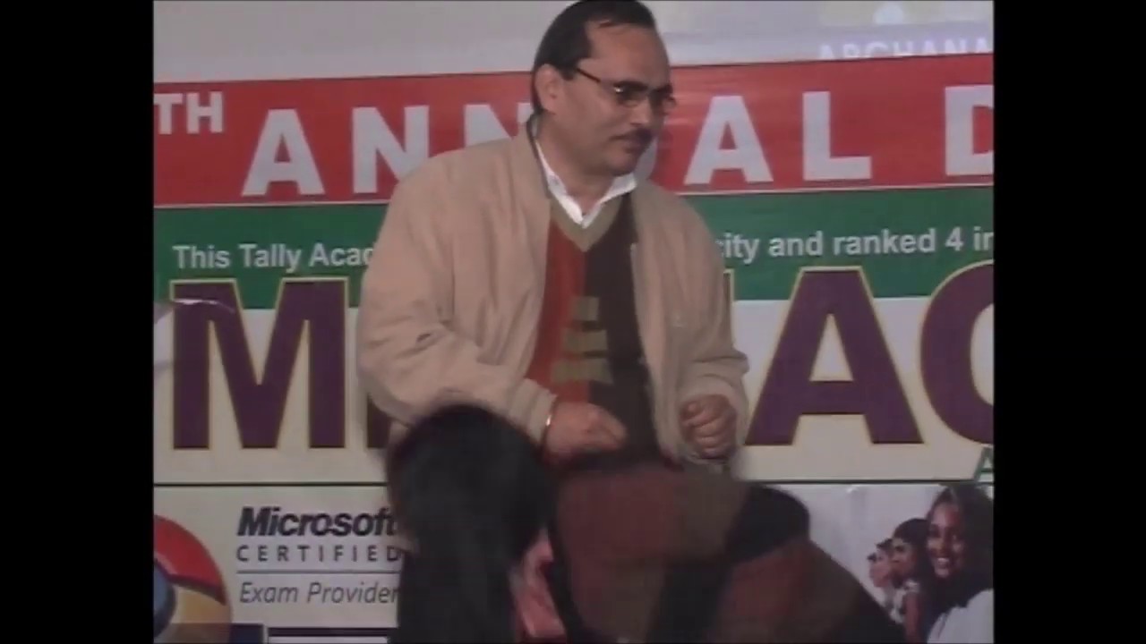 Certificate Distribution in Annual function 2013 - YouTube