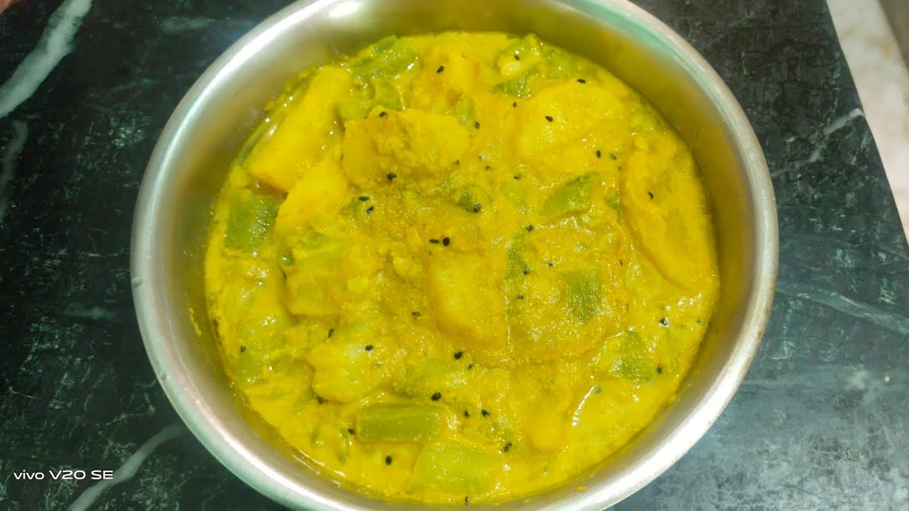 ঝিঙে পোস্ত | Traditional Bengali Jhinge Postol most popular jhinge aloo ...