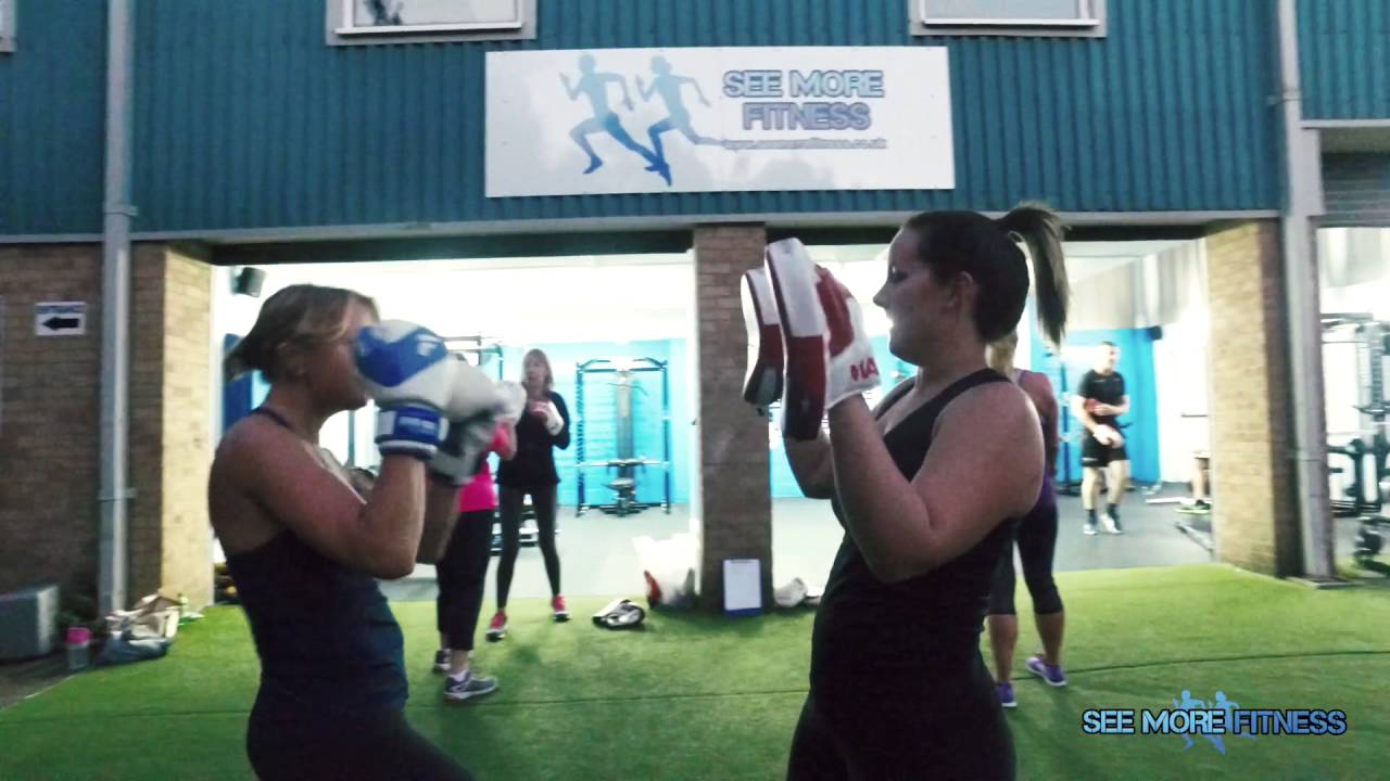 Boxing Fit Classes in Huntingdon, Cambridgeshire - YouTube