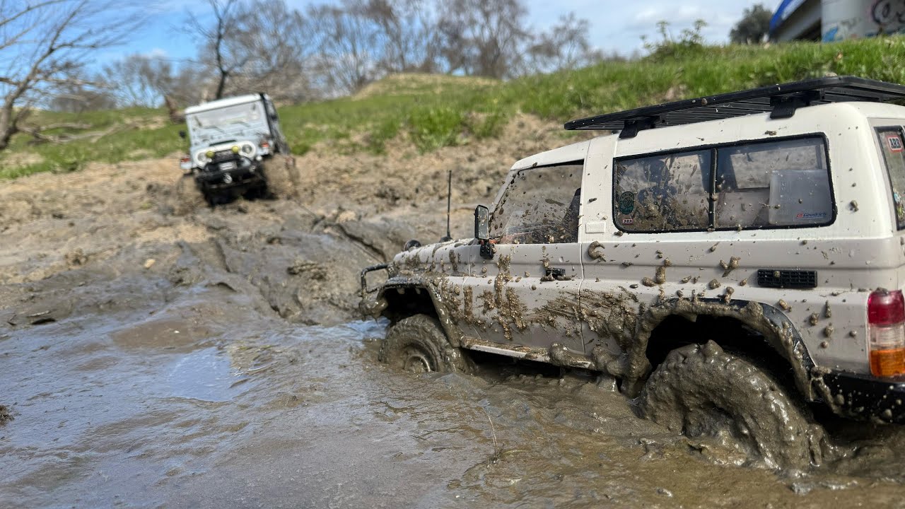 Rc Scale crawler Toyota Land Cruiser fzj73 & fj40 - YouTube