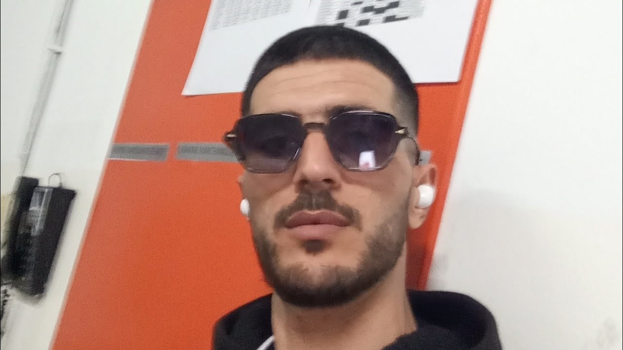 Men grave Youssef 45 Abdou FM studio Rap officiel - YouTube
