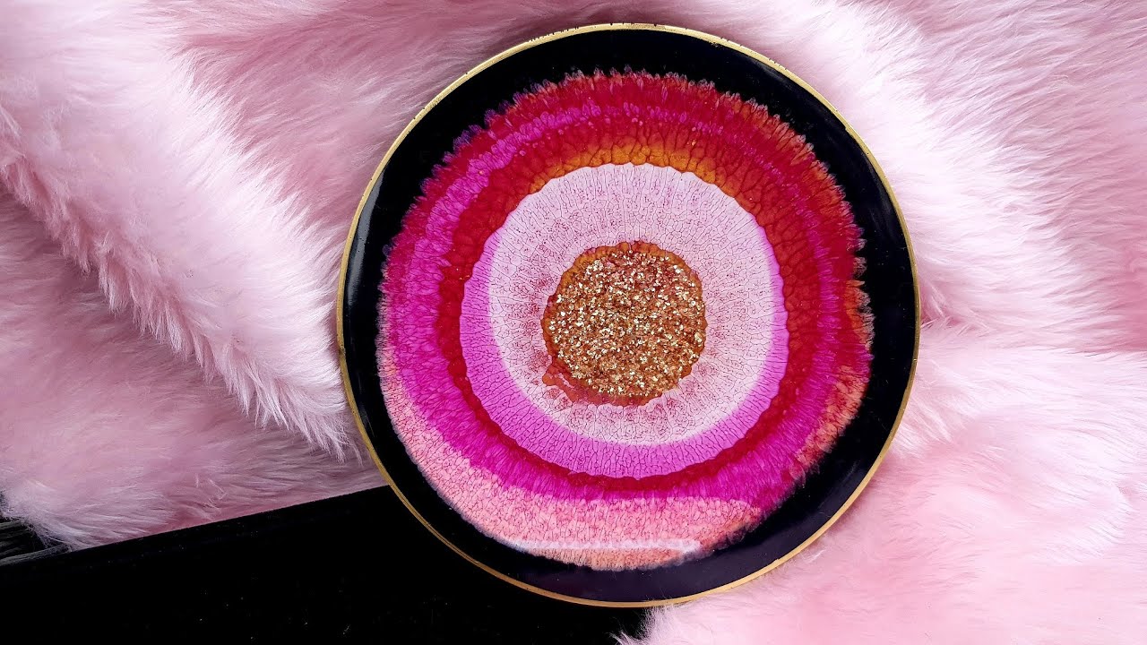 #854 I Tried A Puddle Pour Using Resin And Got These Amazing Effects In ...