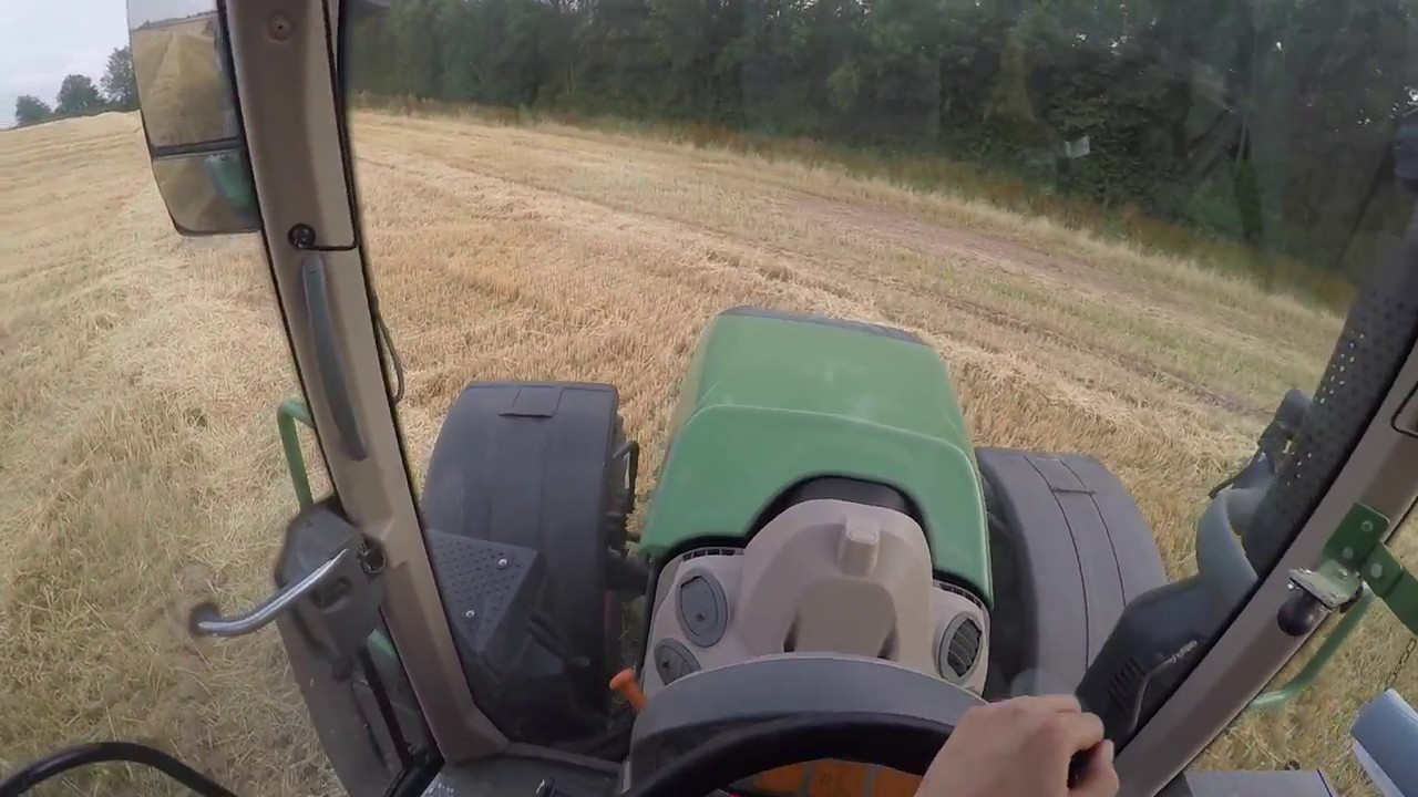 Grain Carting 2018 - Fendt 724 - GoPro HD (Part 1) - YouTube