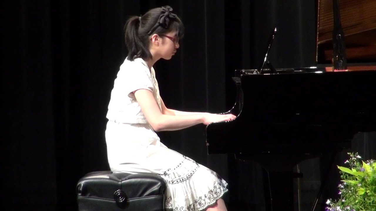 Emily Su's Piano Recital 2013 - YouTube