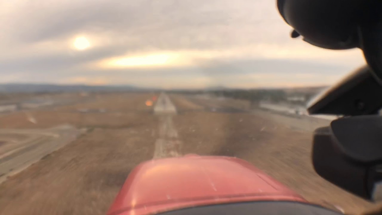 Pattern work in a Cessna 150M (student pilot) - YouTube