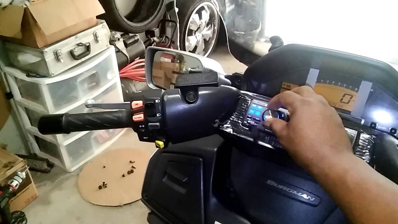 My Burgman 650 custom - YouTube